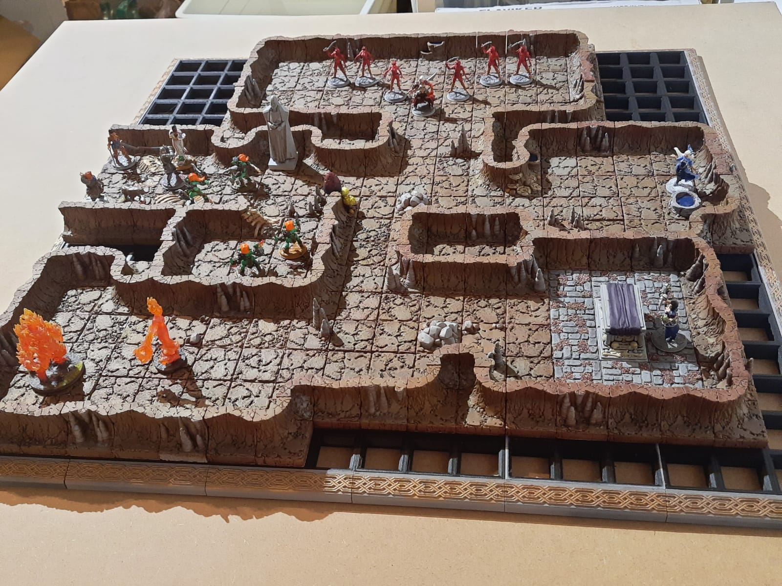 3D Printable THE LOST CAVE (Dungeon Blocks) by Dungeon Blocks