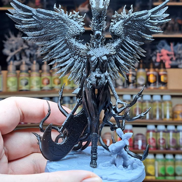 3D Print of Zarael, the Faceless Queen by gizlup