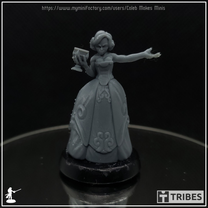 3D Printable (NSFW) Lady "Estelle" - Vampire Seductress Pinup [PRE ...