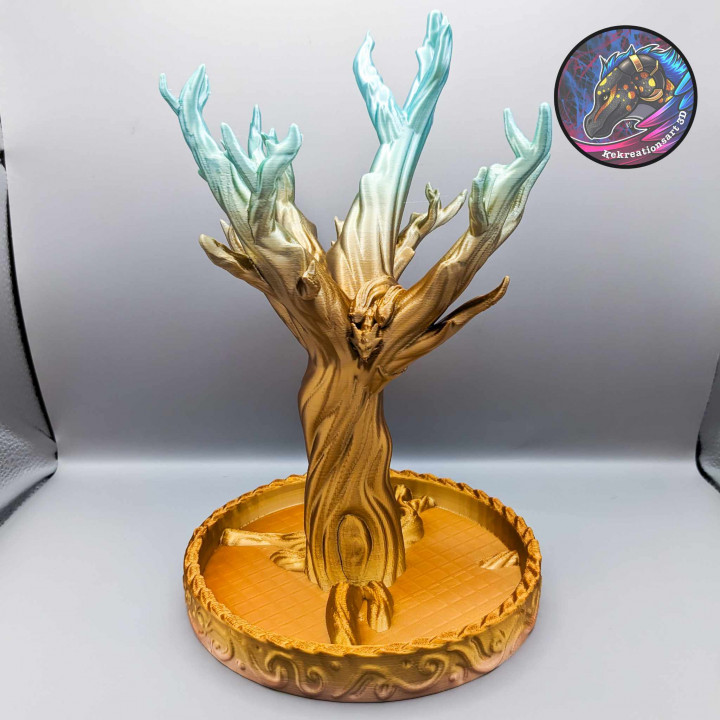 3D Printable Jewelry Tree, Keychain Display by Kirsten M
