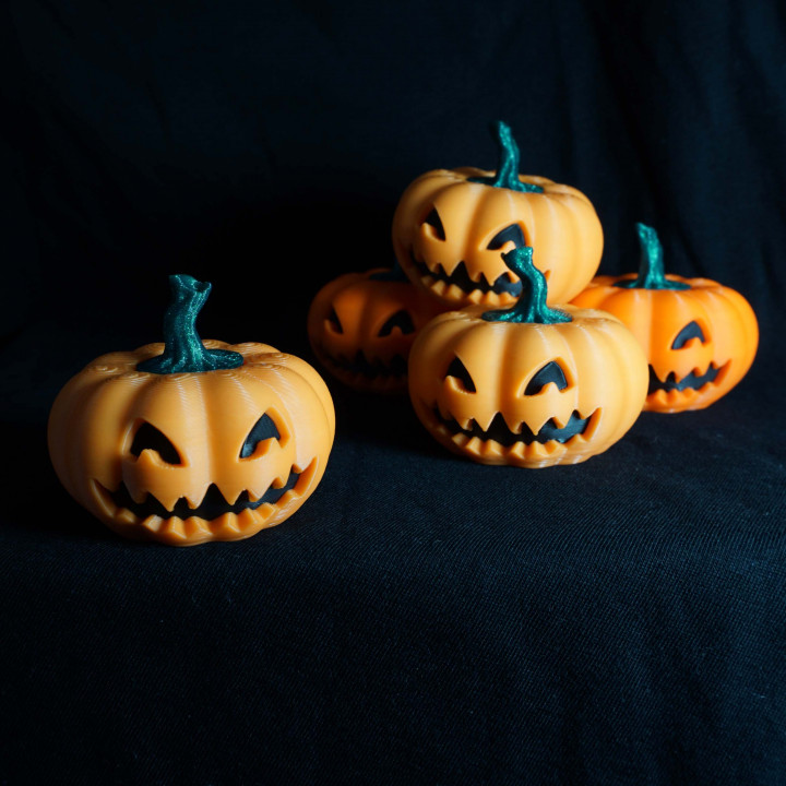 3D Printable Pumpkin Spinner by McGybeer