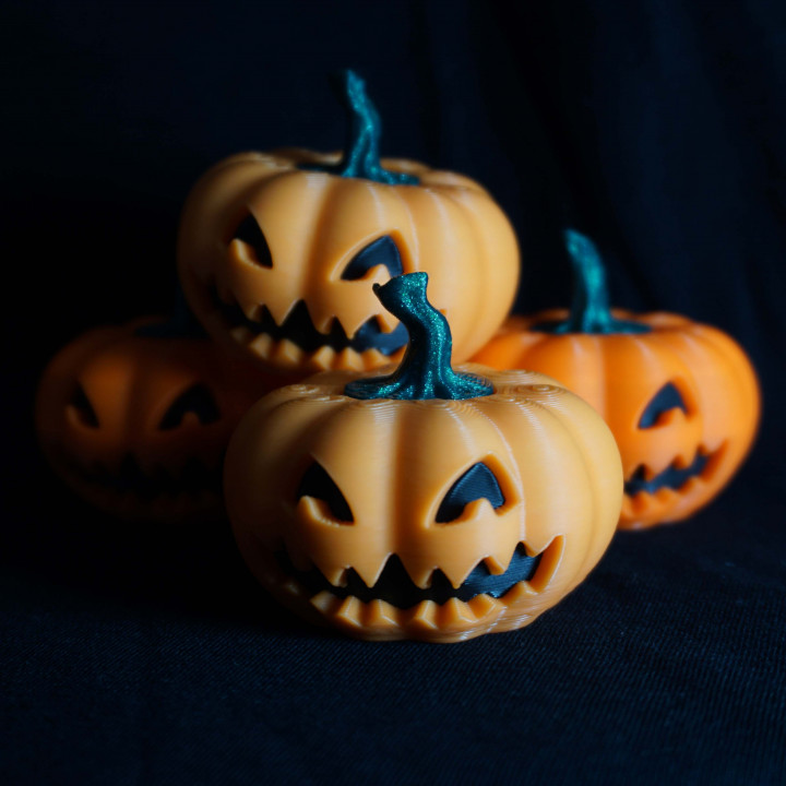 3D Printable Pumpkin Spinner by McGybeer