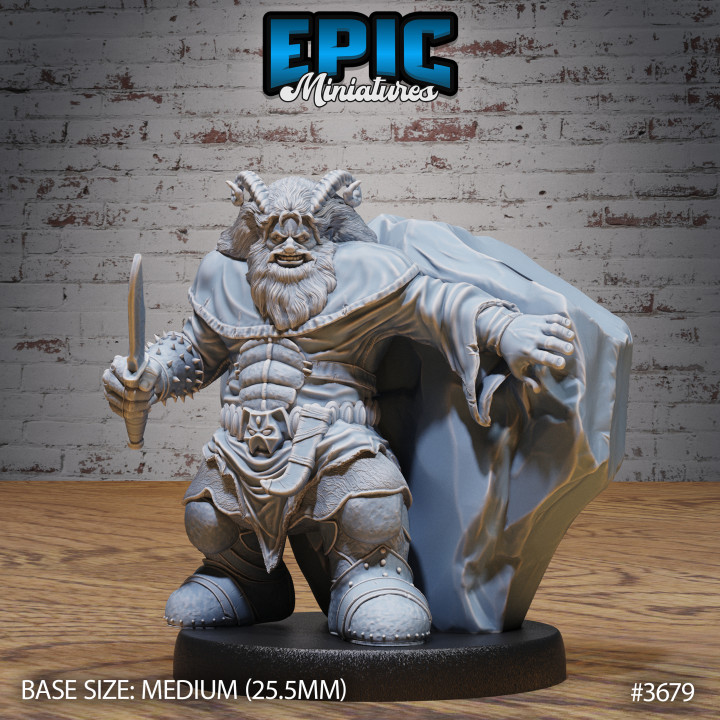 3D Printable Dwarf Tiefling Hidding / Evil Bandit / Little Rogue ...