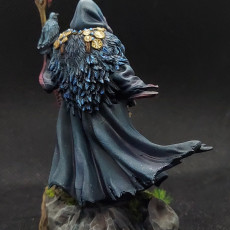 3D Printable Merlin the Wizard [presupported] by Nerikson