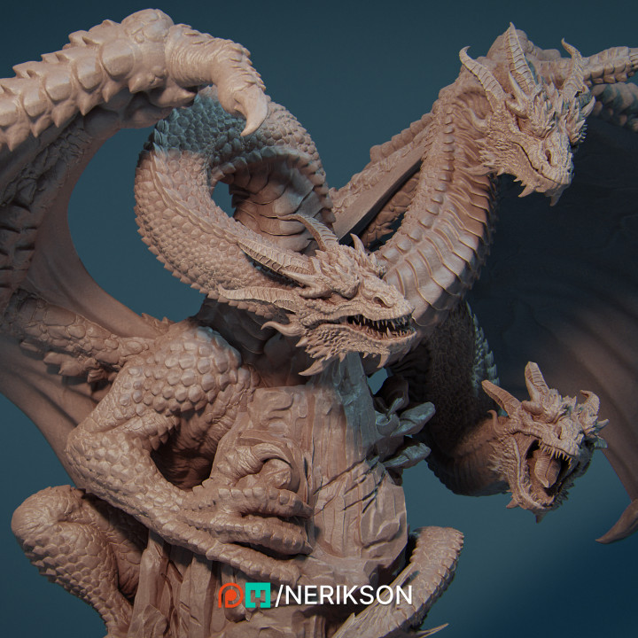 3D Printable Zmei the Three-Headed-Dragon [presupported] by Nerikson