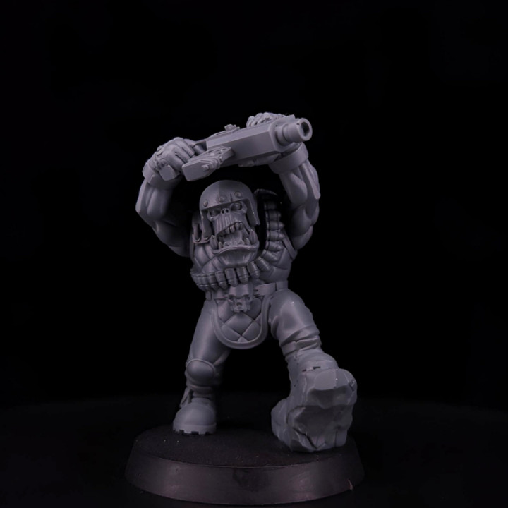 3D Printable Space Orc Crazy Shooter by Hardcore Miniatures