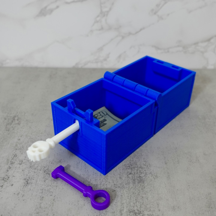 3D Printable Money Bank Box Chest (Key Lock) by MysticMesh3D