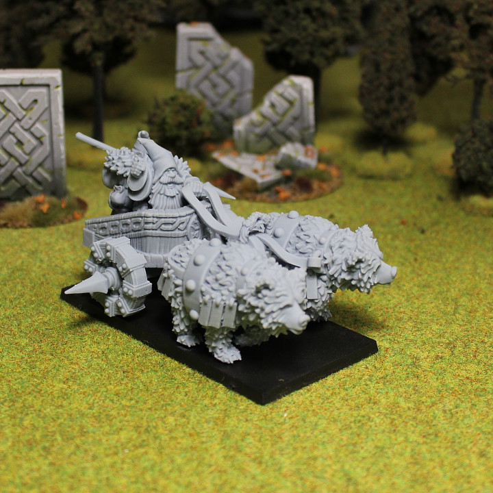 3D Printable Dwarf War chariot by MOMminiatures