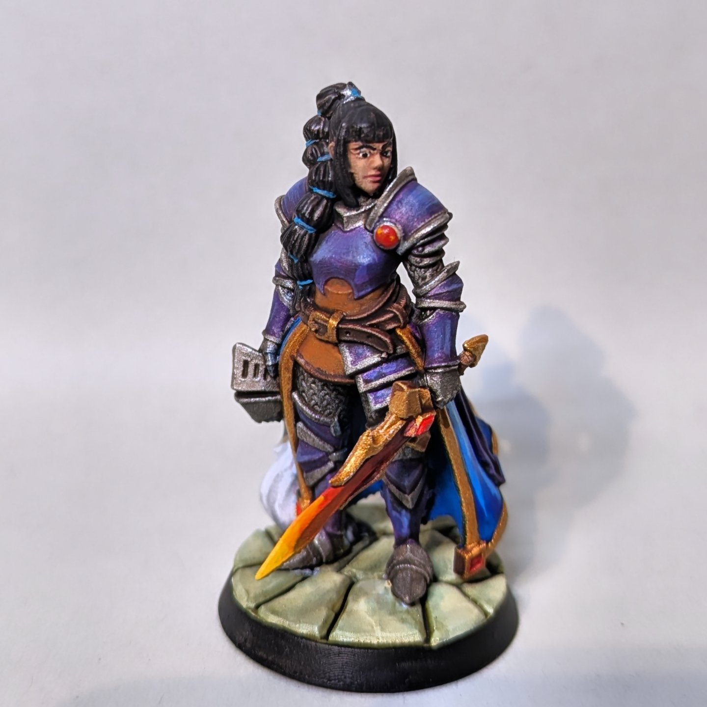 3D Printable Ester Sunwalker [PRE-SUPPORTED] Female Paladin Cleric 32mm ...