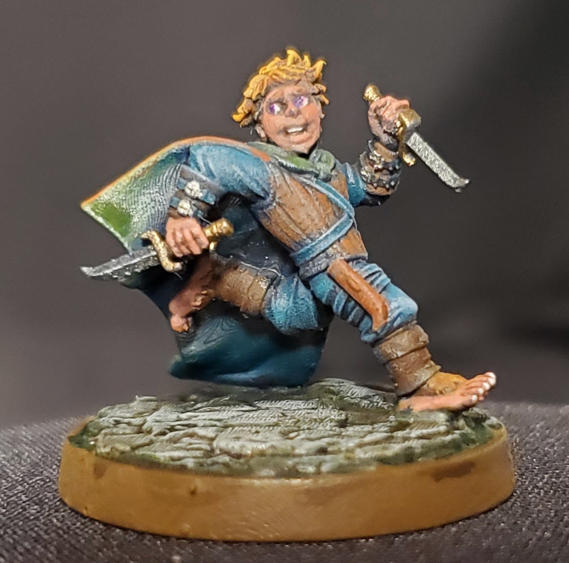 3D Printable Quinkin, Halfling Rogue | PRESUPPORTED | The Caverns of ...