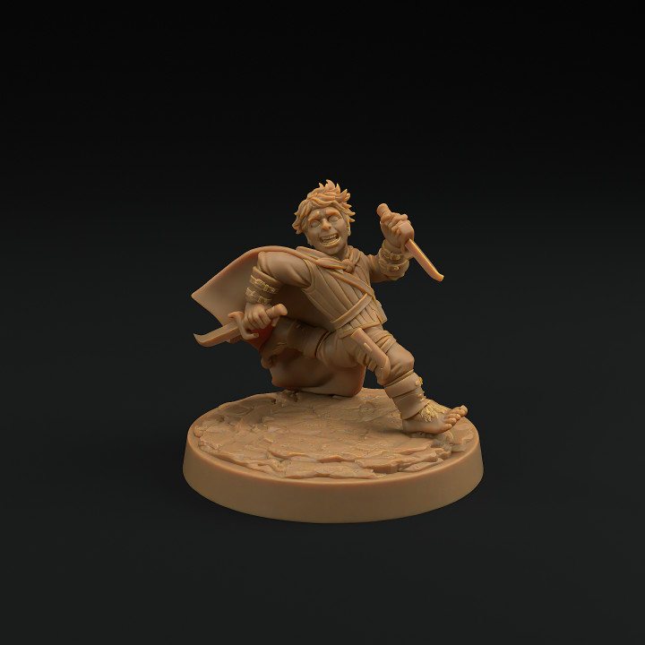 3D Printable Quinkin, Halfling Rogue | PRESUPPORTED | The Caverns of ...