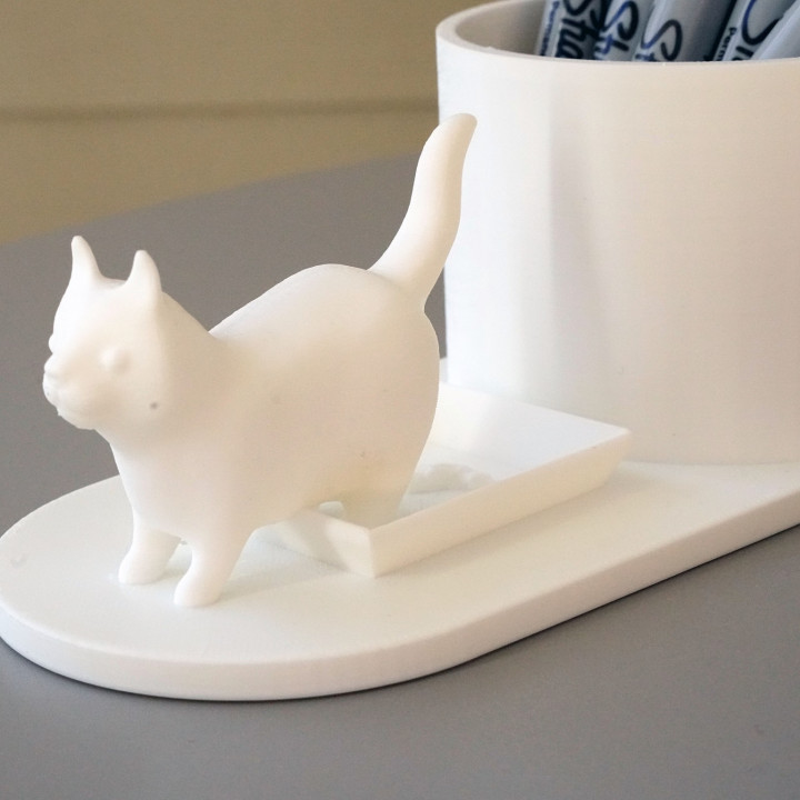 3D Printable Cat litter box pen holder by Philippe Barreaud
