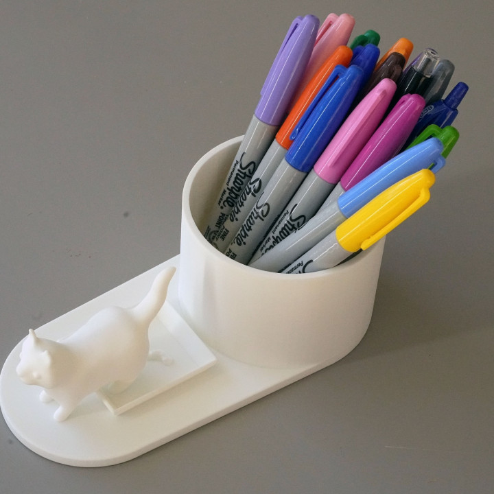 3D Printable Cat litter box pen holder by Philippe Barreaud