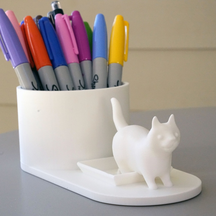 3D Printable Cat litter box pen holder by Philippe Barreaud