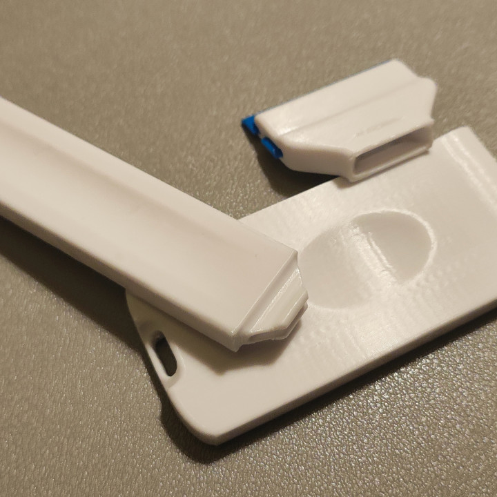 3D Printable Plastic Scraper by MING