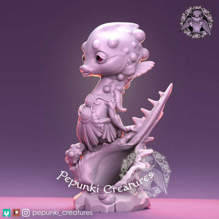 3D Printable Lumpy Seahorse Lady by Pepunki Creatures