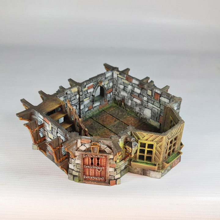 3D Printable Grimmsdale Manor - Medieval Town Set by Adrian