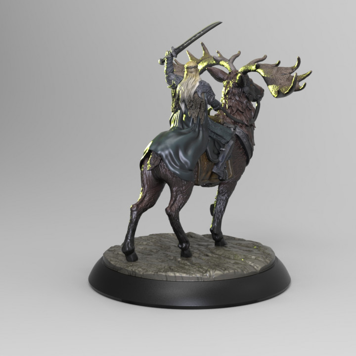 3D Printable Wood Elf King by Papel 3D