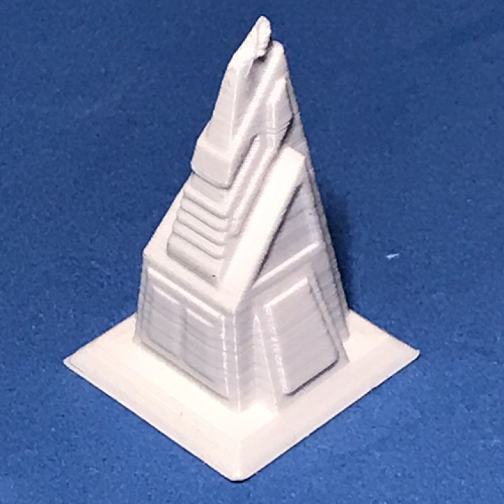 3D Printable Sci-Fi Building Chess Set by Ian Williams
