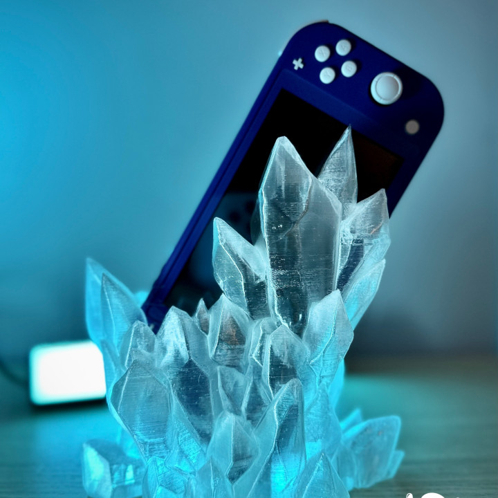 3D Printable Crystal Dock Nintendo Switch Lite by Holoprops