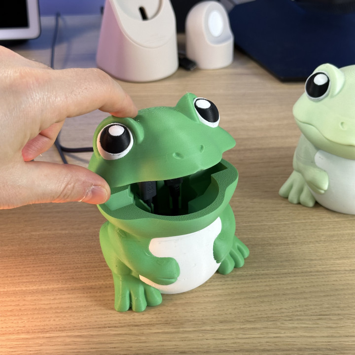 3D Printable Cute Frog Cable holder / Magsafe Stand - Print-in-Place by ...