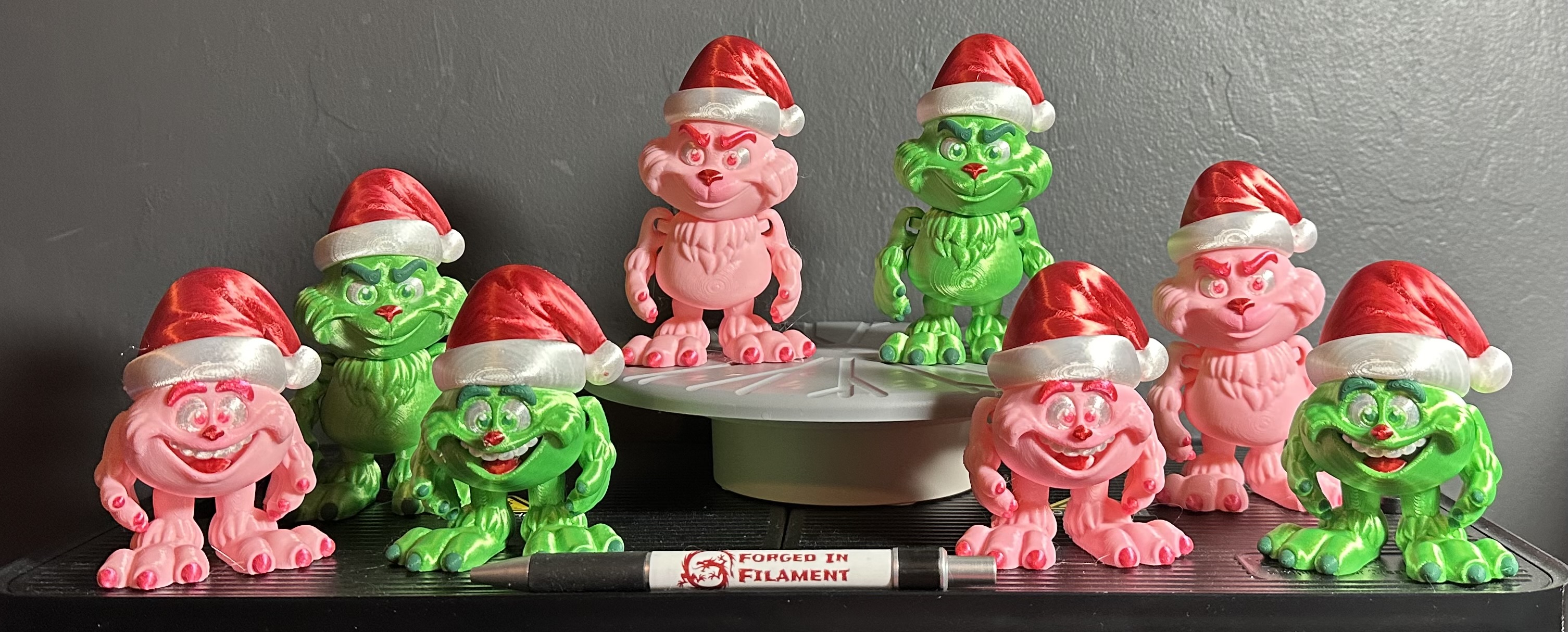 3D Printable Flexy Print In Place Grinch by Printverse