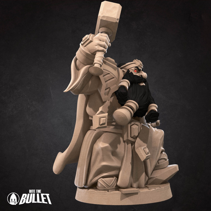 3D Printable Dwarf Emperor by Bite the Bullet