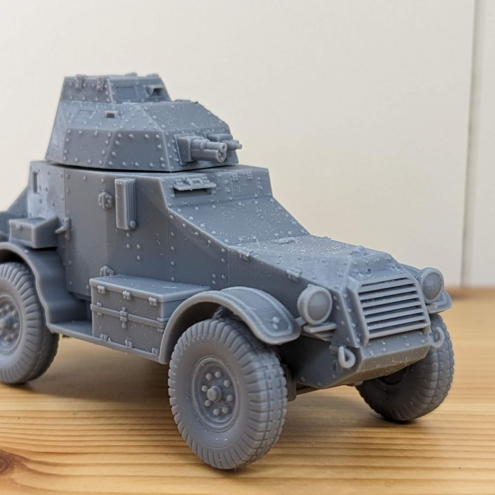 3D Printable Armoured Car Panhard 165 (France, WW2) by Wargame3d