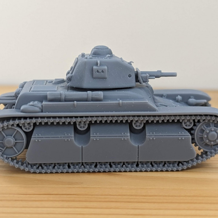 3D Printable Light Tank Renault R40 (France, WW2) by Wargame3d
