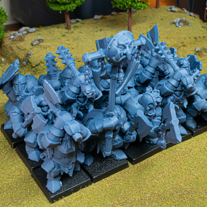 3D Printable Armoured Orcs - Highlands Miniatures by Highlands Miniatures
