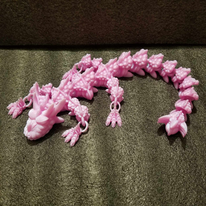 3D Printable Shakaworld3D Bumpy Crawler dragon by Shakaworld3D
