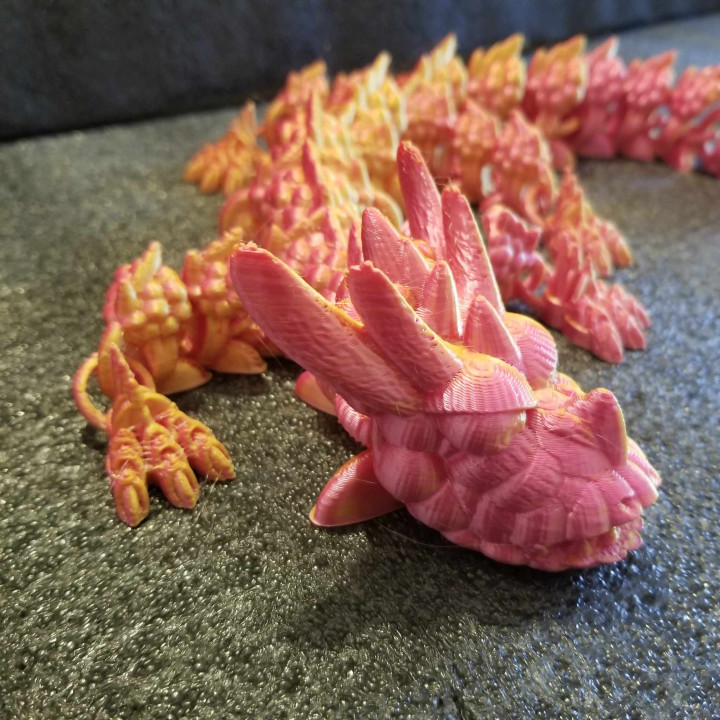 3D Printable Shakaworld3D Bumpy Crawler dragon by Shakaworld3D