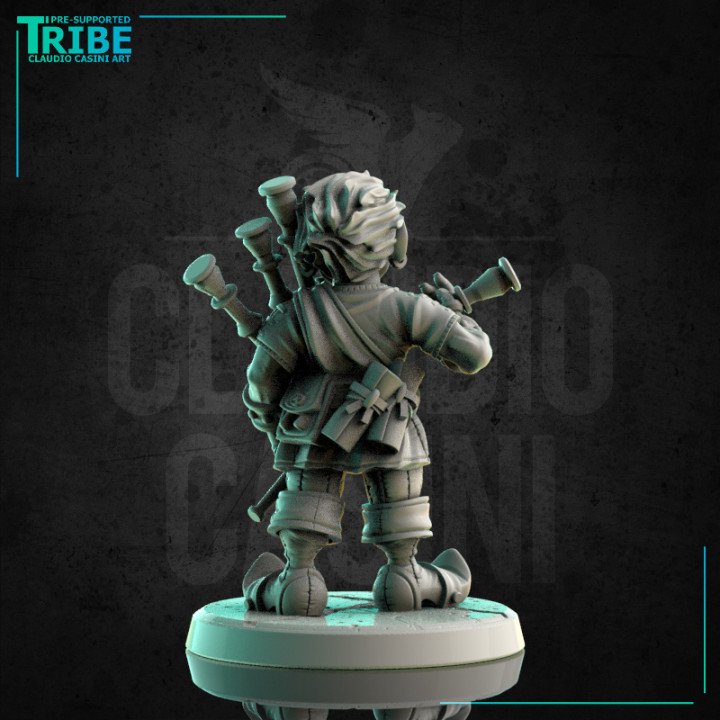 3D Printable (0181) Male halfling hobbit bard musician with a bagpipes ...