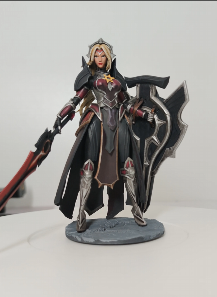 3D Printable Eclipse Champion | 241mm by Bulkamancer Sculpts