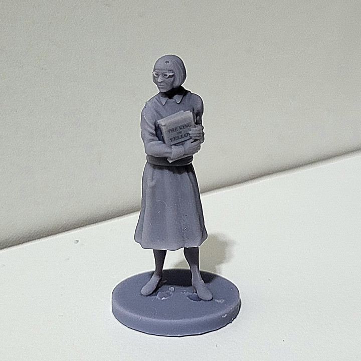 3D Printable Secretary by Vanquish the Darkness