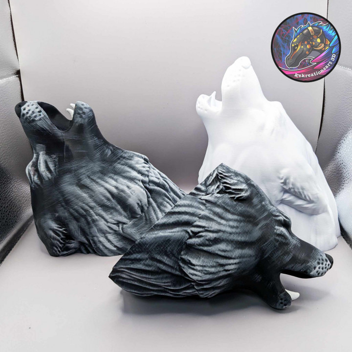 3D Printable Wolf Decor Wall Mount and Keyhanger by Kirsten M