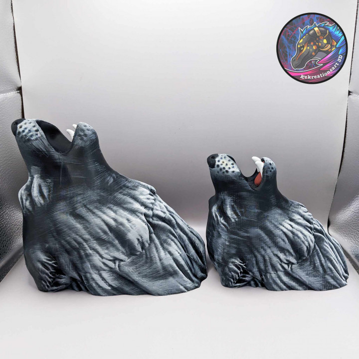 3D Printable Wolf Decor Wall Mount and Keyhanger by Kirsten M