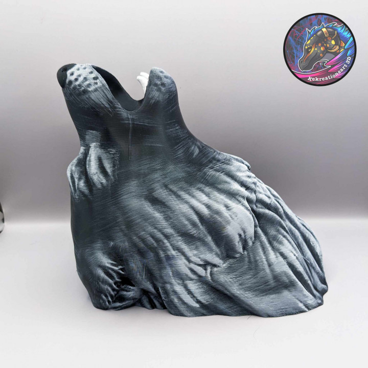 3D Printable Wolf Decor Wall Mount and Keyhanger by Kirsten M