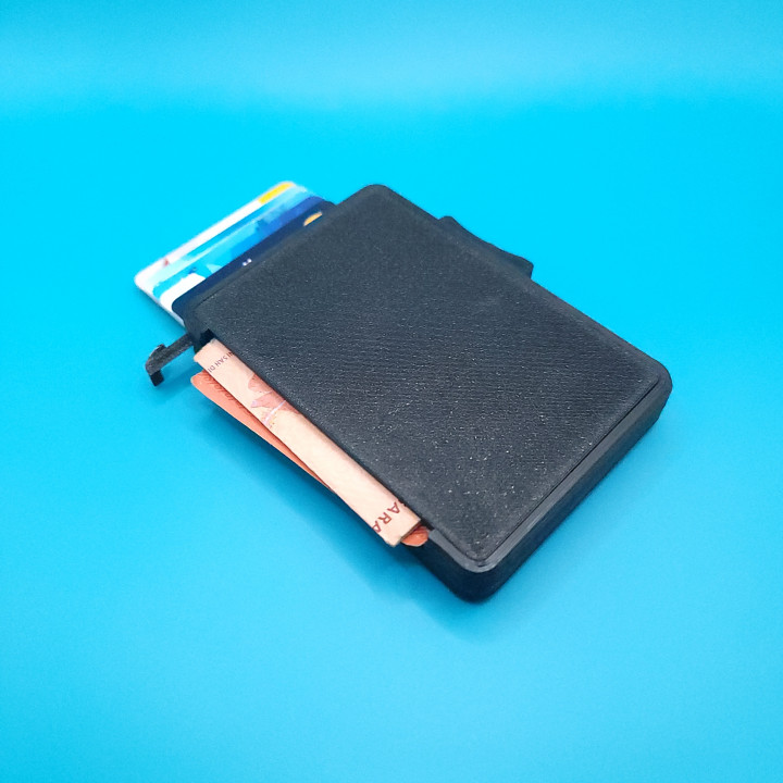 3D Printable The Ultimate 3D Printed Card Wallet by Nhoelgil Manuel