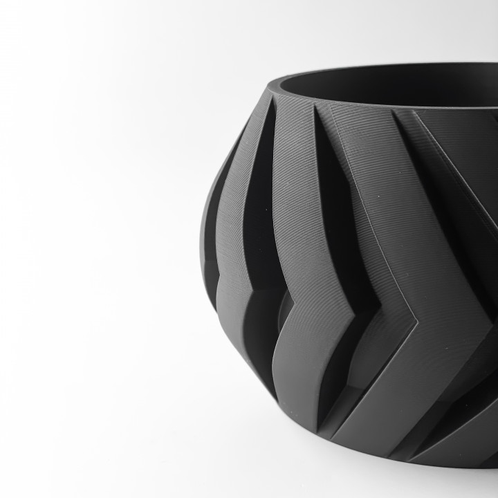 3D Printable The Manse Planter Pot with Drainage | Tray & Stand ...