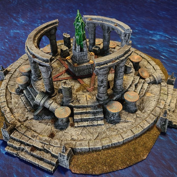 3D Print of Old Round Altar - Tabletop Terrain - 28 MM by Larabic