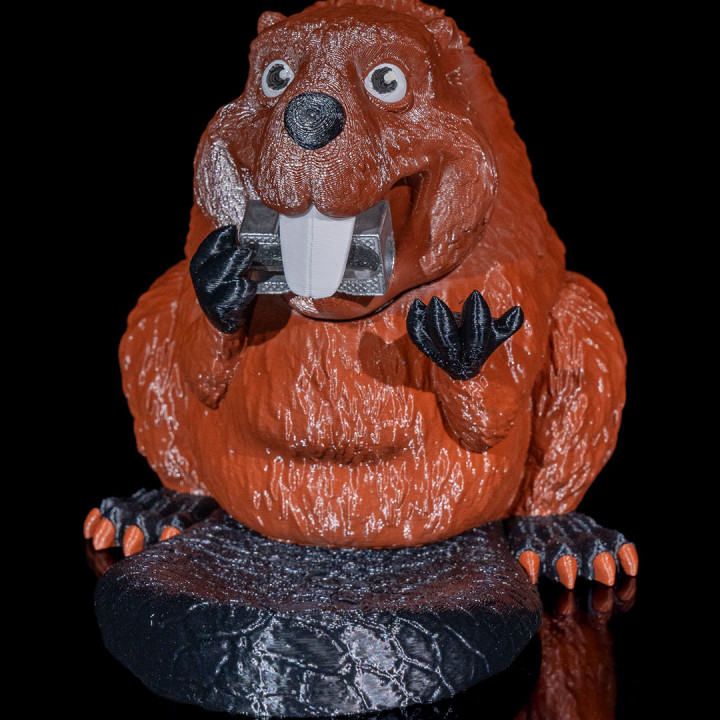 3D Printable Woodchucking Beaver by Stlflix