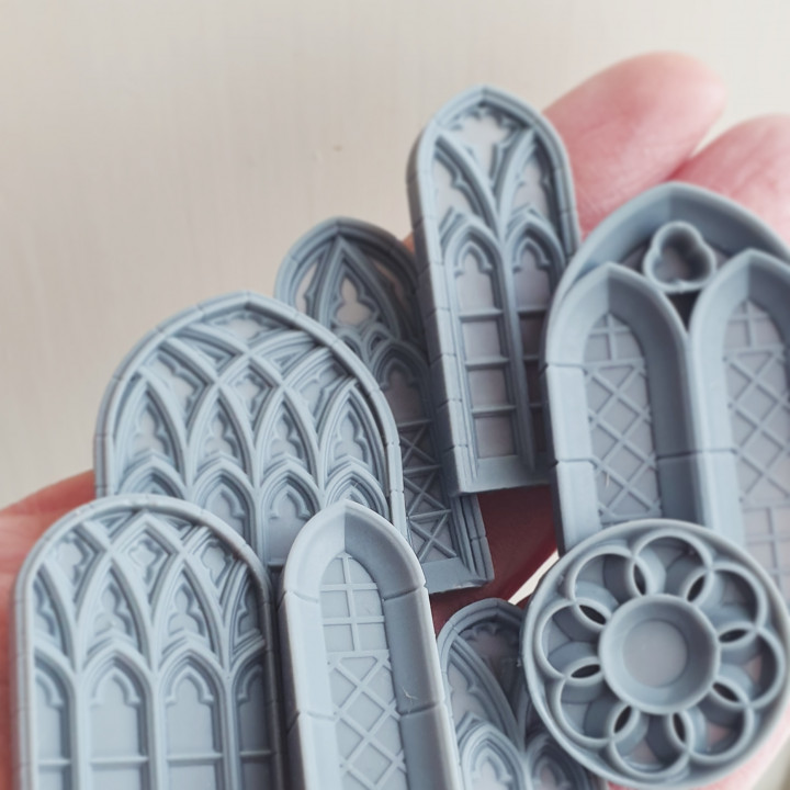 3D Printable Gothic Windows 2 by Gothic Things