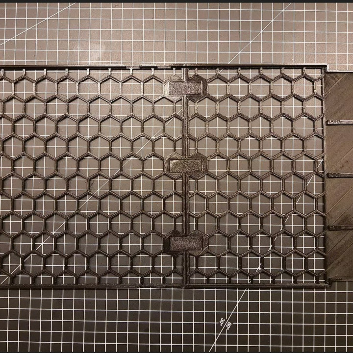 3D Printable CoD Deluxe Hero Overlays by Geers Tyresoil