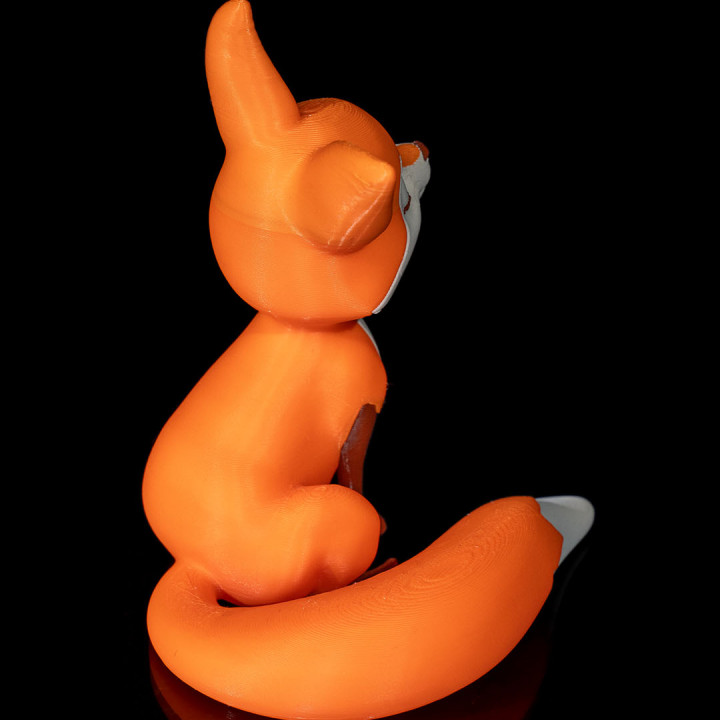 3D Printable Wise Fox Bookend by Stlflix