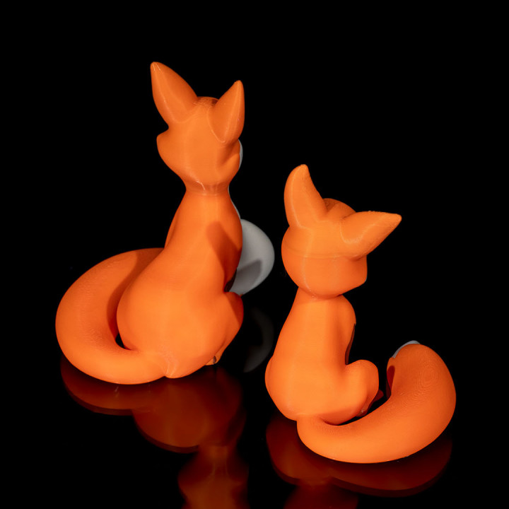 3D Printable Wise Fox Bookend by Stlflix