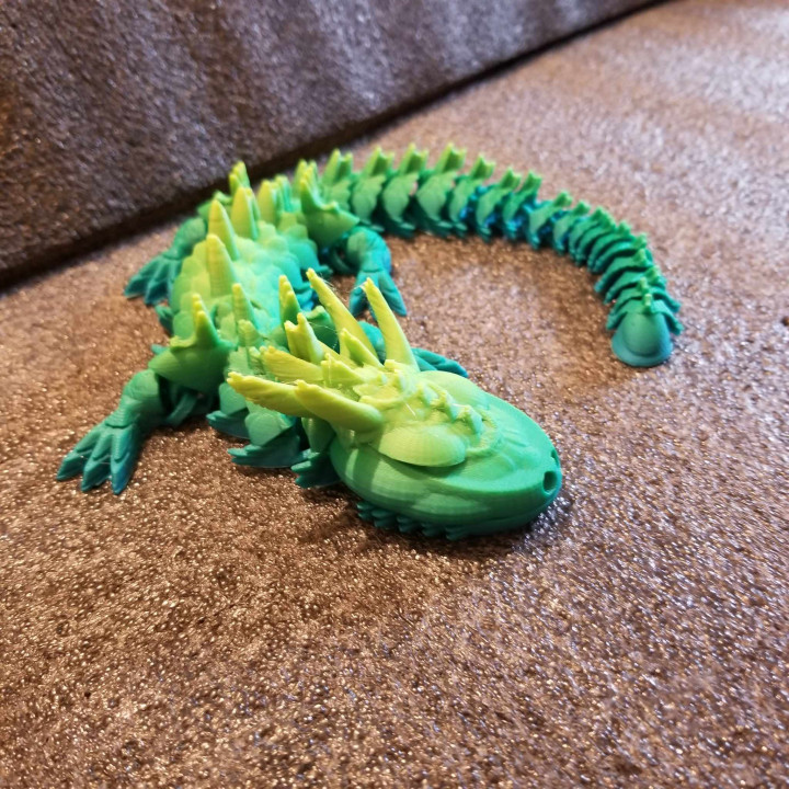 3D Printable Shakaworld3D Horned flat head spine dragon by Shakaworld3D