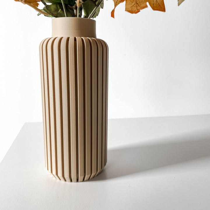 3D Printable The Yuso Vase, Modern and Unique Home Decor for Dried and ...