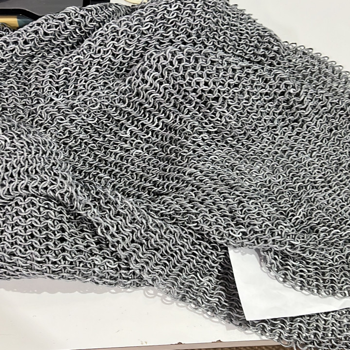 3D Printable Chainmail Armor v2.1 - Create your own super light ...