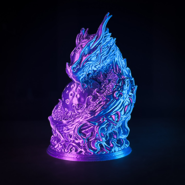 3D Printable Moon Dragon - (Pre-Supported) by Fotis Mint Studios
